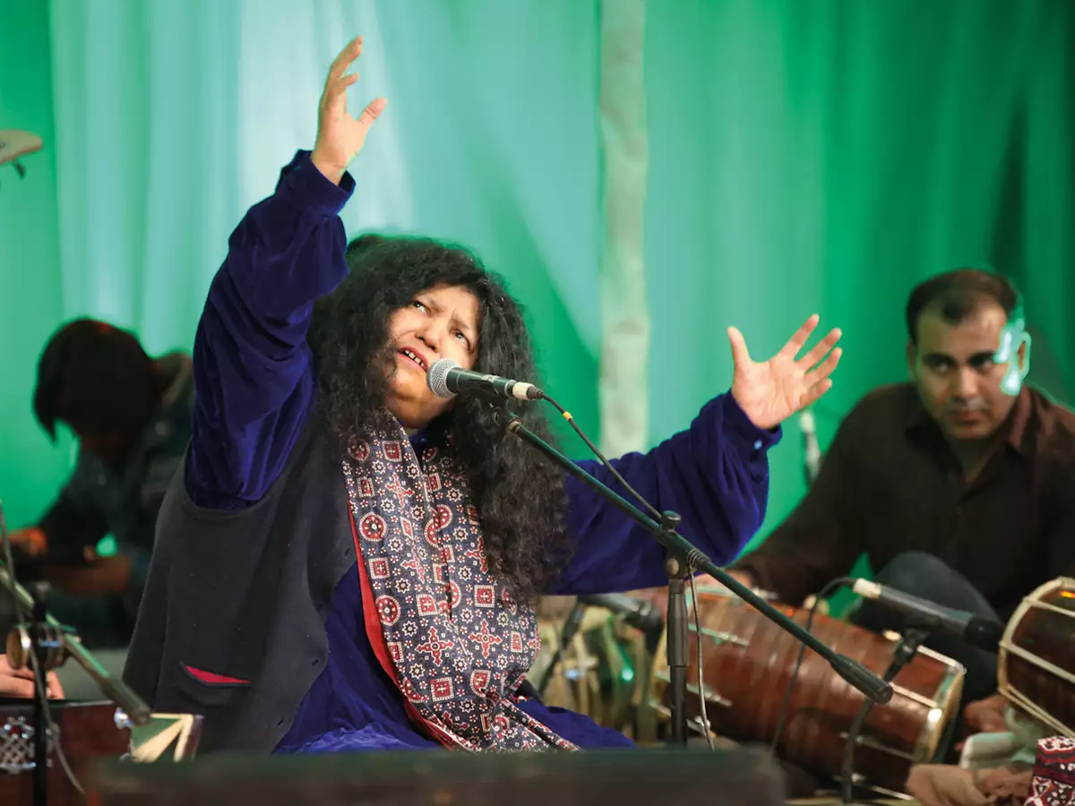abida parveen