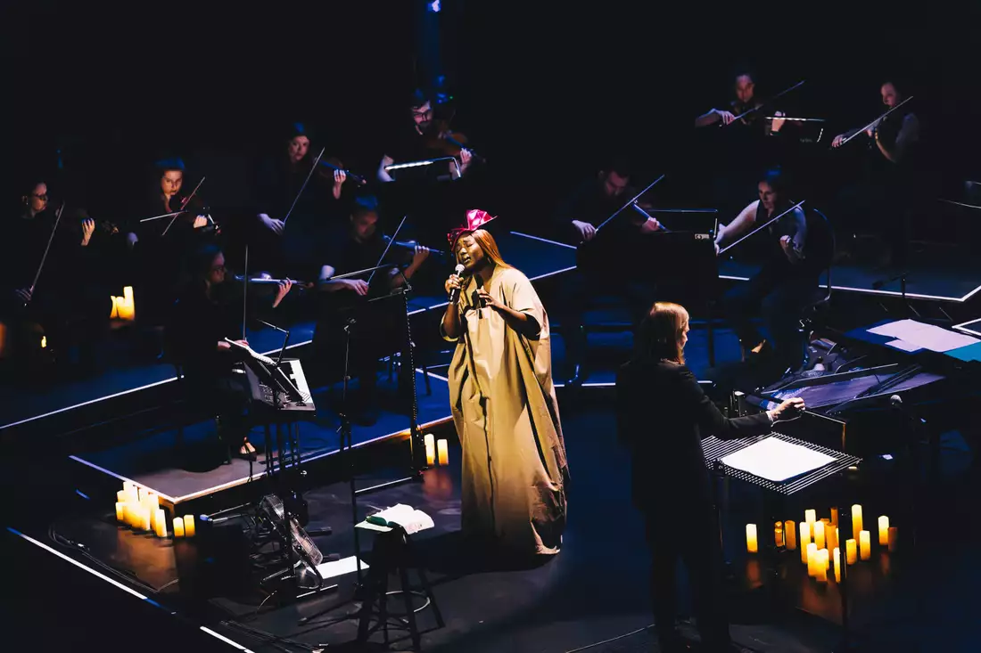 AFRODEUTSCHE with Manchester Camerata conducted by Robert Ames ...