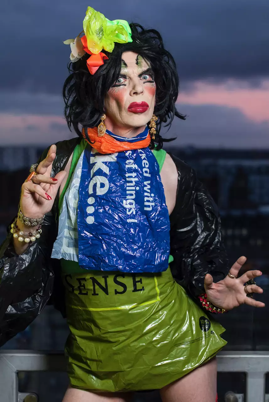 An introduction to David Hoyle – Factory International